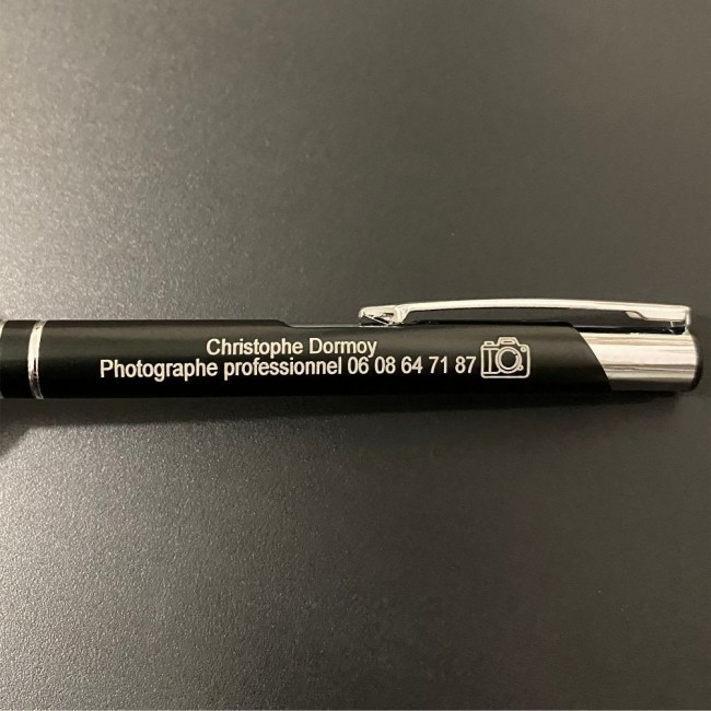 Lot stylos personnalisés avec gravure laser